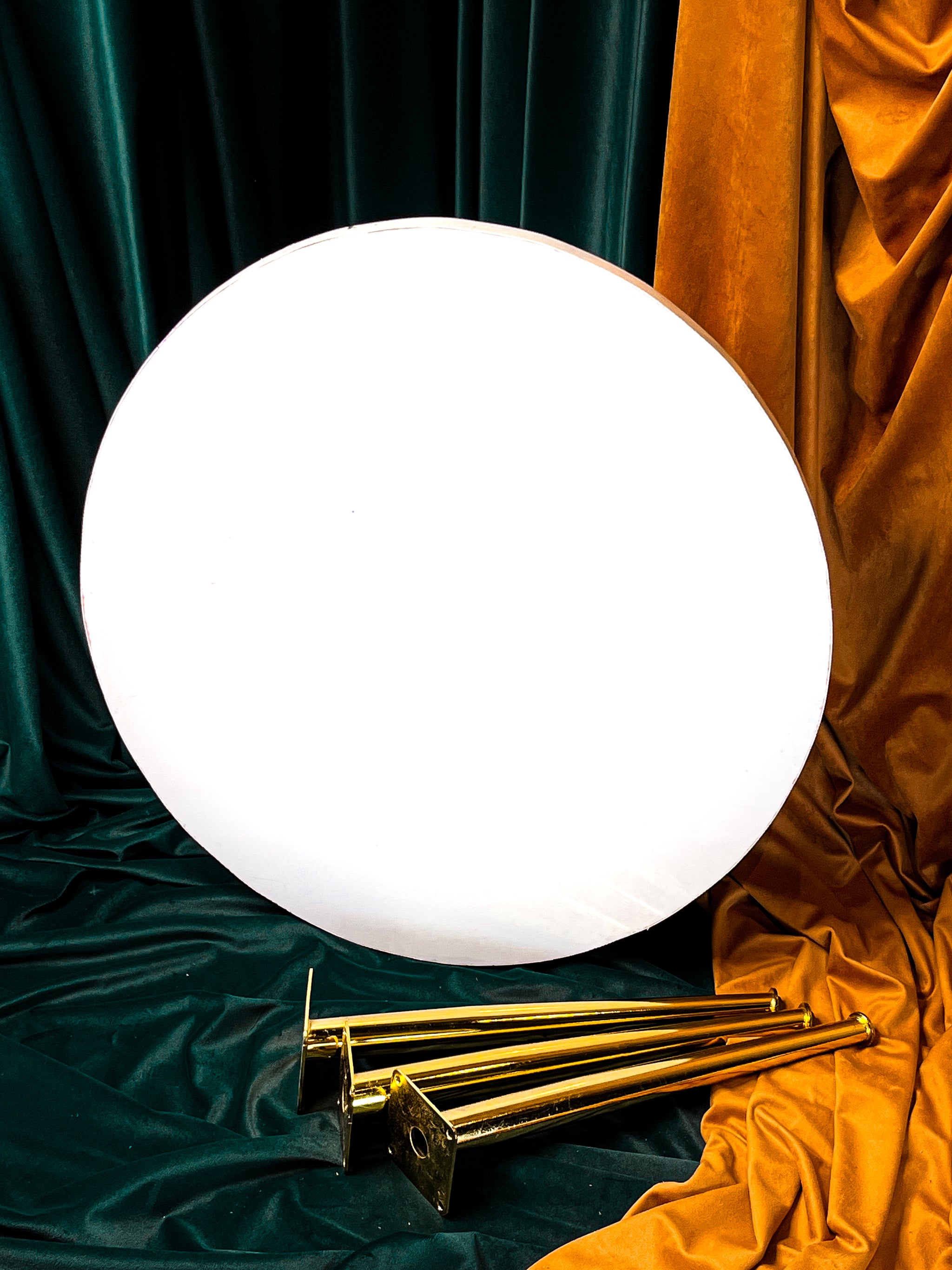 White Acrylic Table – Sdfinearts